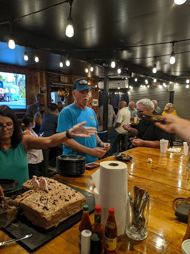 Simply Seafood Market & Oyster Bar – Fresh Gulf Seafood in Lynn Haven